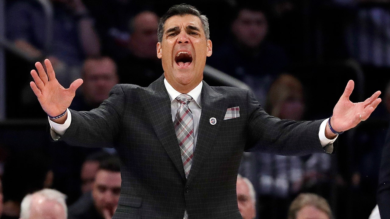Jay Wright turning into legend in 19th season at Villanova | Fox News