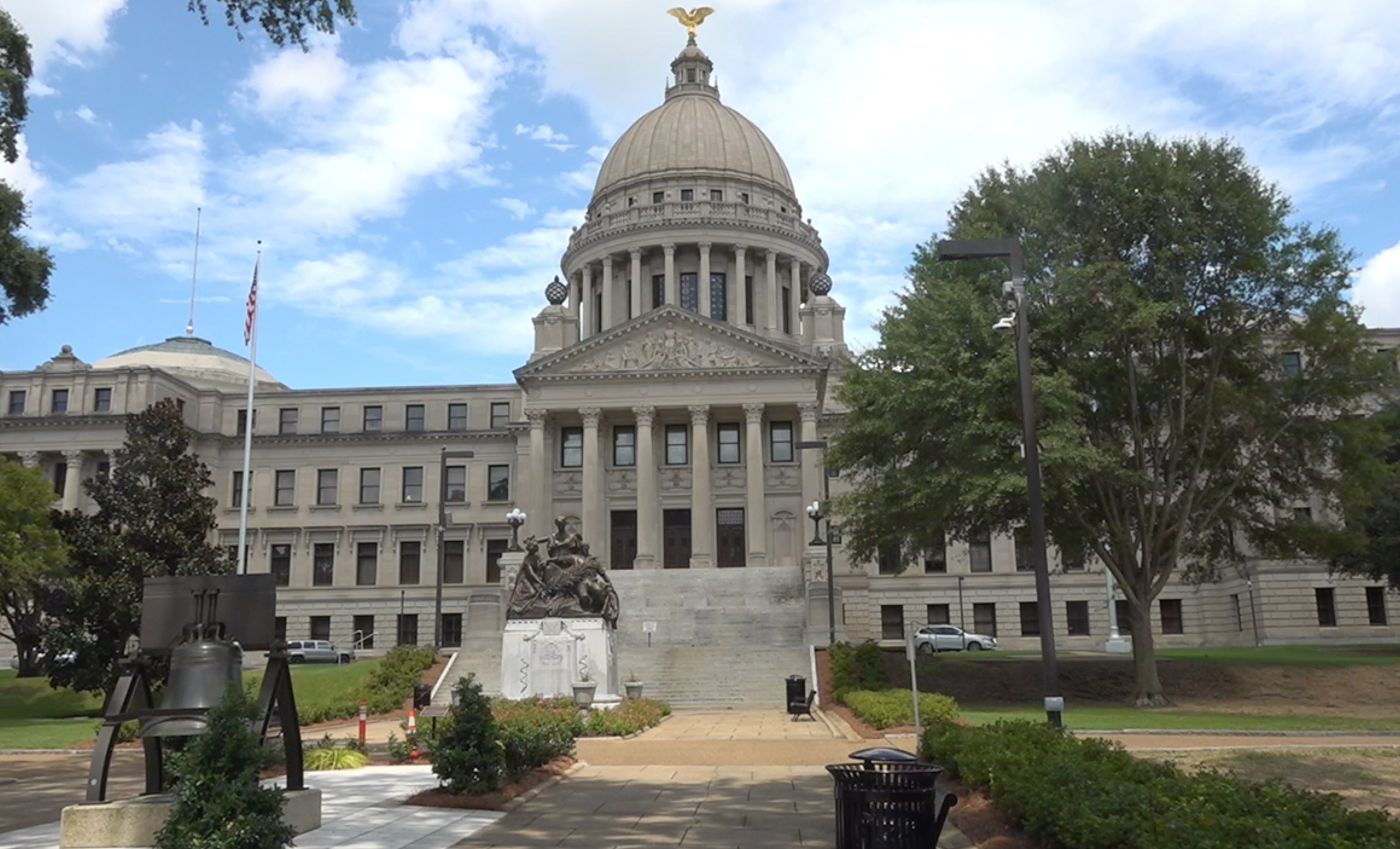 Mississippi senator pushes for E-verify upgrade following ICE raids ...