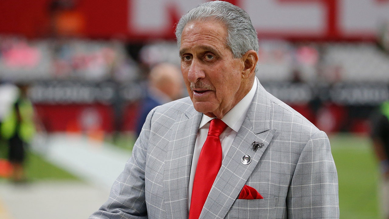 Atlanta Falcons owner Arthur Blank sets up $1M emergency relief fund ...