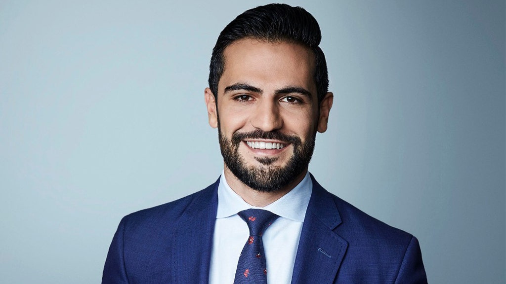 CNN reporter mocked for saying Trump weighing RNC speech at Gettysburg ...