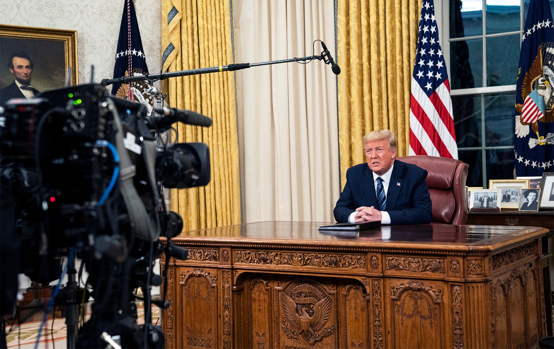 PHOTOS: Trump’s presidential moments captured by official White House ...