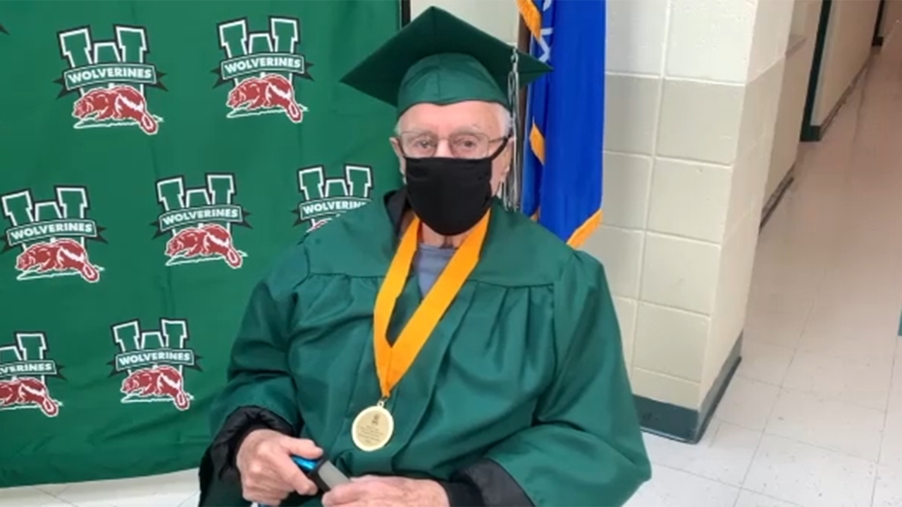 WWII veteran, 96, gets surprise high school graduation ceremony | Fox News