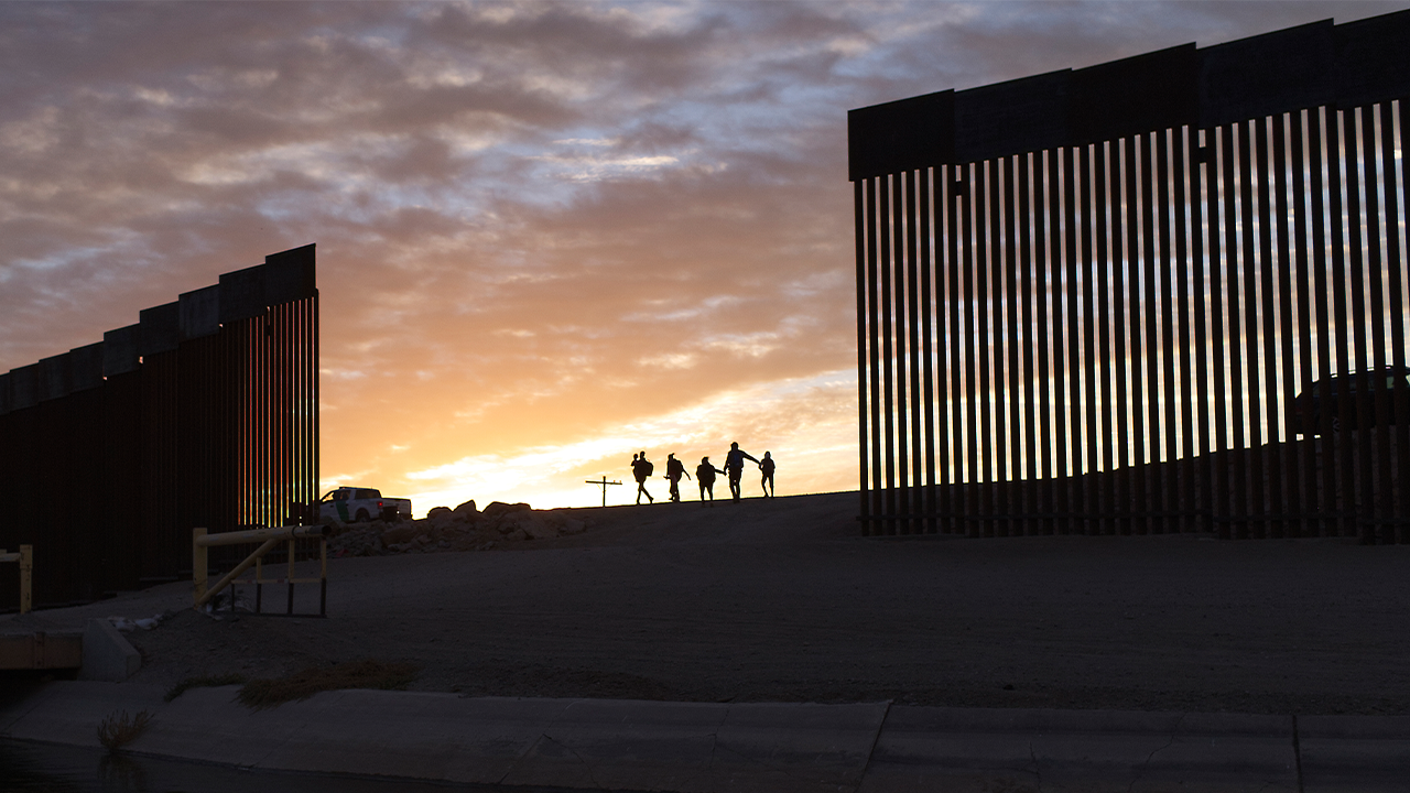 Arizonians at border warn crisis has gone national: It’s a ‘United ...