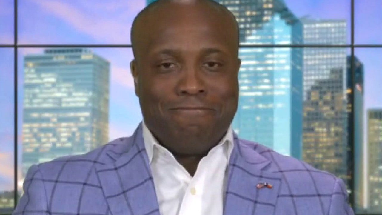 Army veteran Wesley Hunt: 'Defunding' military will be next push by ...