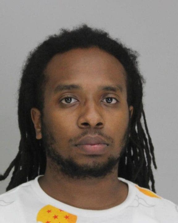 7-Eleven employee charged with murder after firing on shoplifters | Fox News