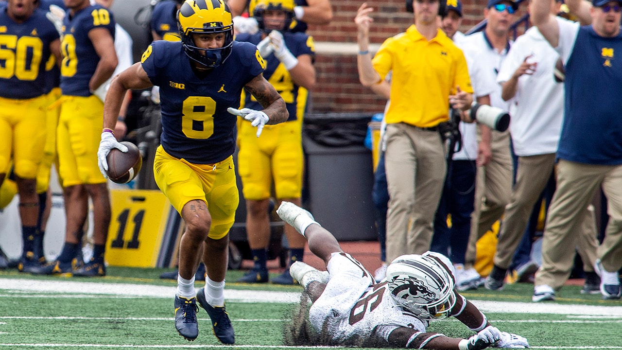 Michigan loses Ronnie Bell for season with leg injury | Fox News