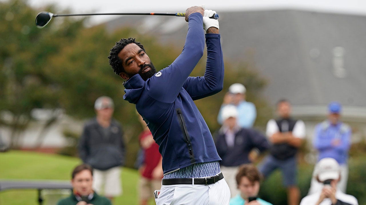 Who stung JR? Hornets nest puts sting in Smith's golf debut | Fox News
