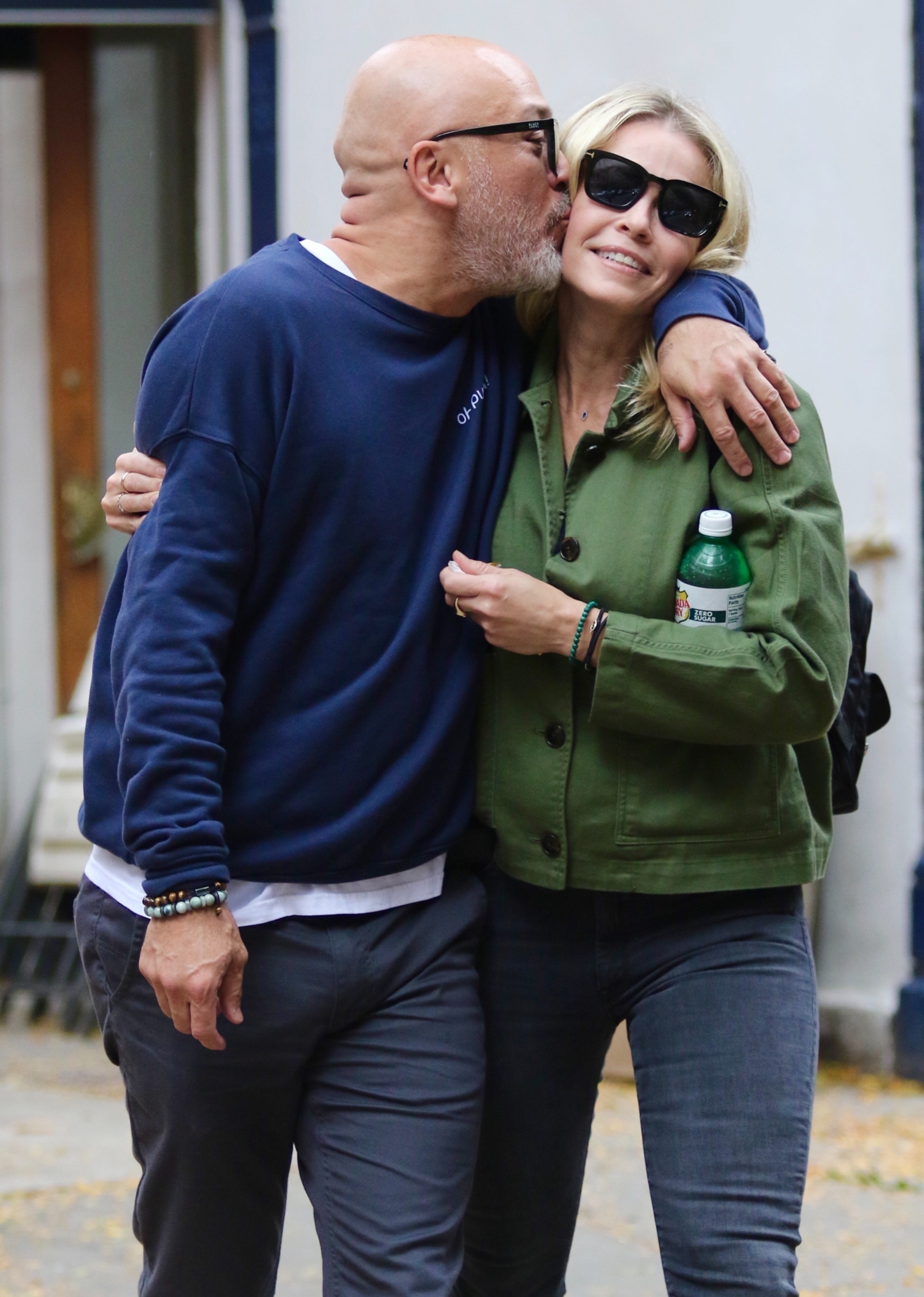 Chelsea Handler and boyfriend Jo Koy are all loved up during NYC stroll ...