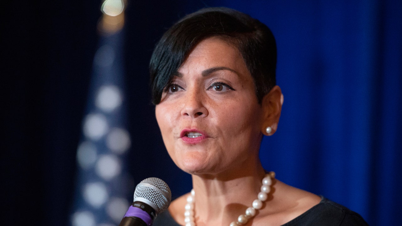 Winsome Sears Virginia Gop Lieutenant Governor Candidate What To Know