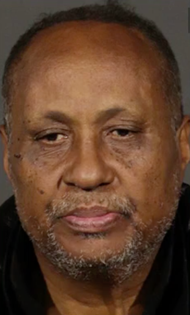 New York Man Robs Woman At Knifepoint Is Released Without Bail Steals