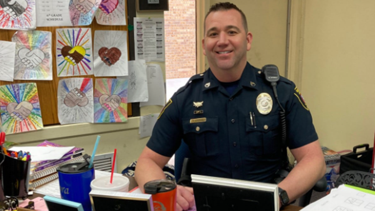 Oklahoma on-duty officers step into the classroom to serve during staff ...