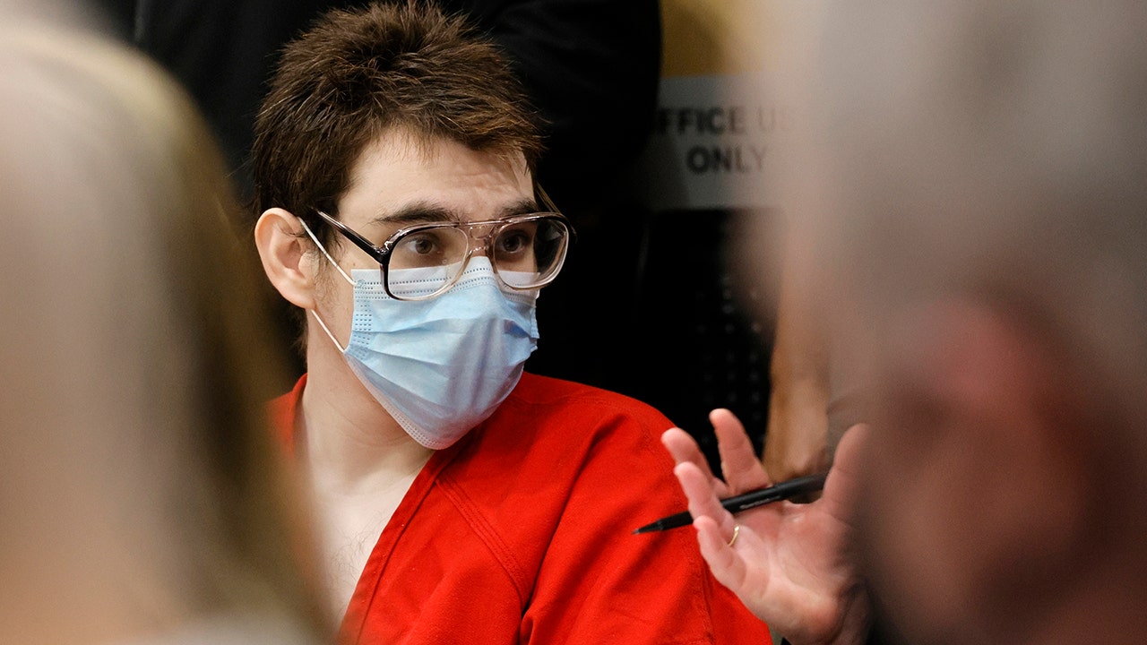 Parkland School Shooting Trial Nikolas Cruzs Defense Team Delays Its