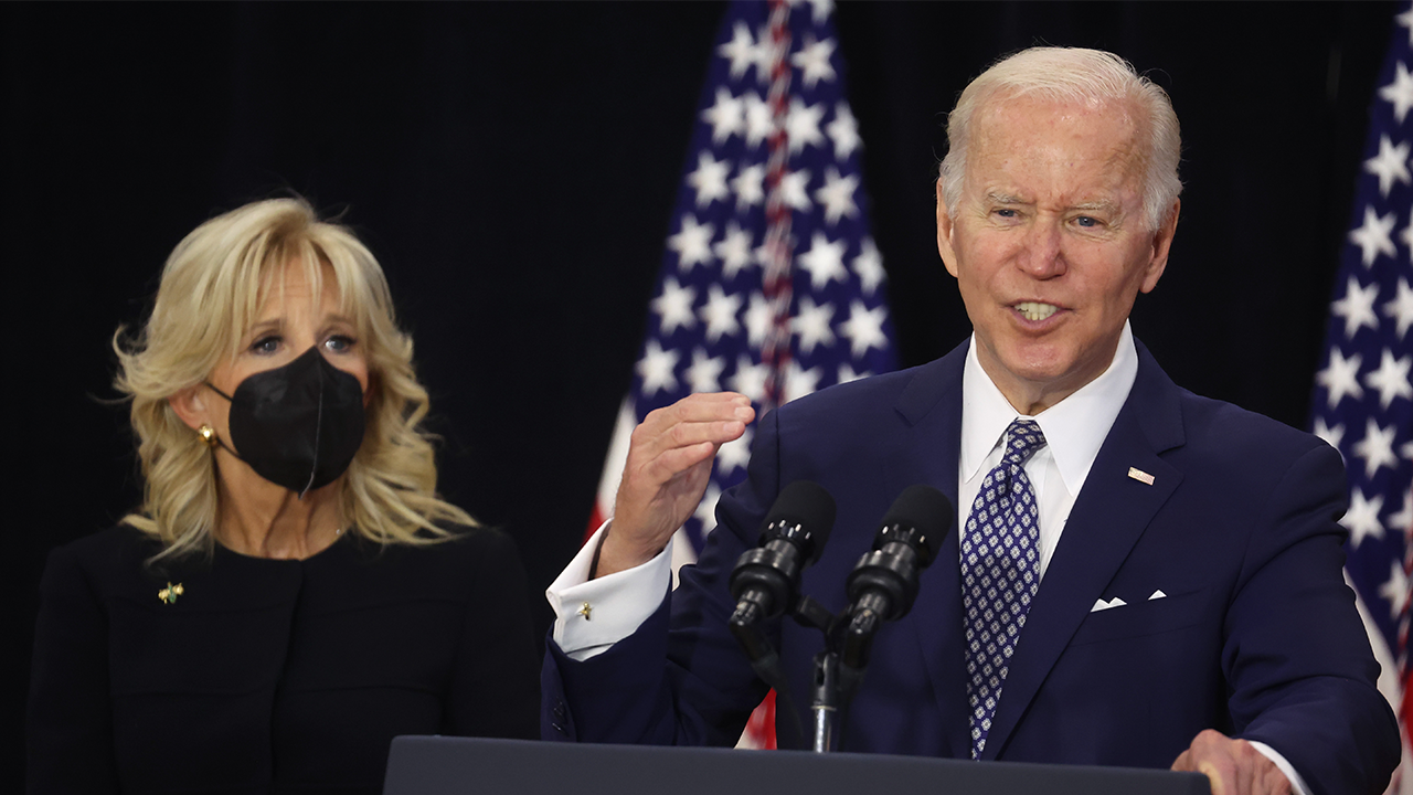 Biden 'uniquely incompetent' in considering his priorities, Geraldo ... Biden 'uniquely incompetent' in considering his priorities, Geraldo ...