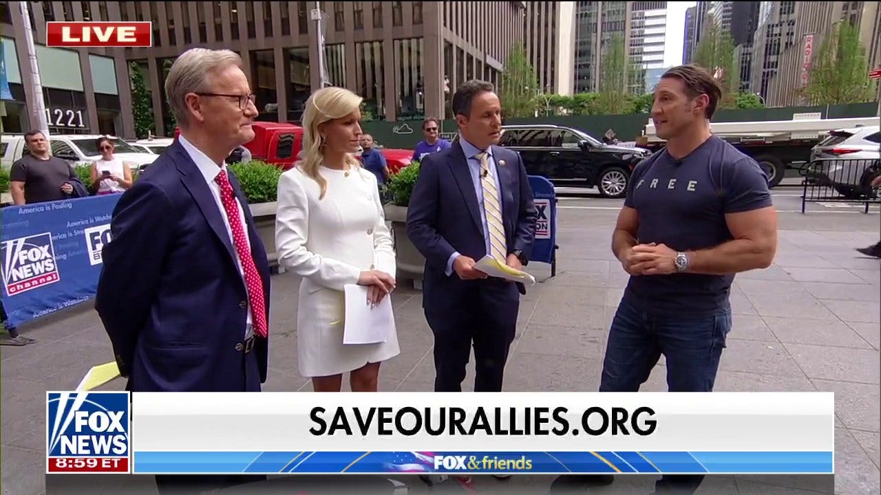 Tim Kennedy: Rescue of Benjamin Hall from Ukraine was 'most beautiful ...