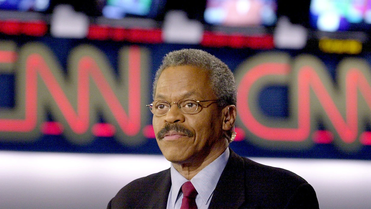 Iconic CNN anchor Bernard Shaw dead at 82 | Fox News