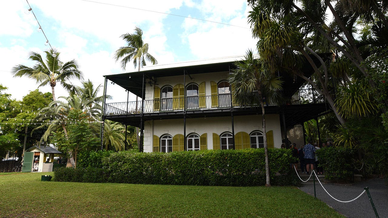 As Hurricane Ian hits Florida, Ernest Hemingway's granddaughter fears ...