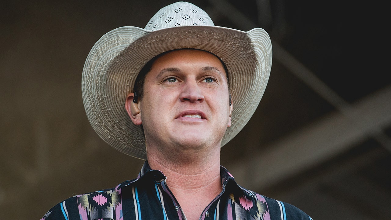 Jon Pardi ‘excited’ to become a first-time father, jokes he’s ‘not ...
