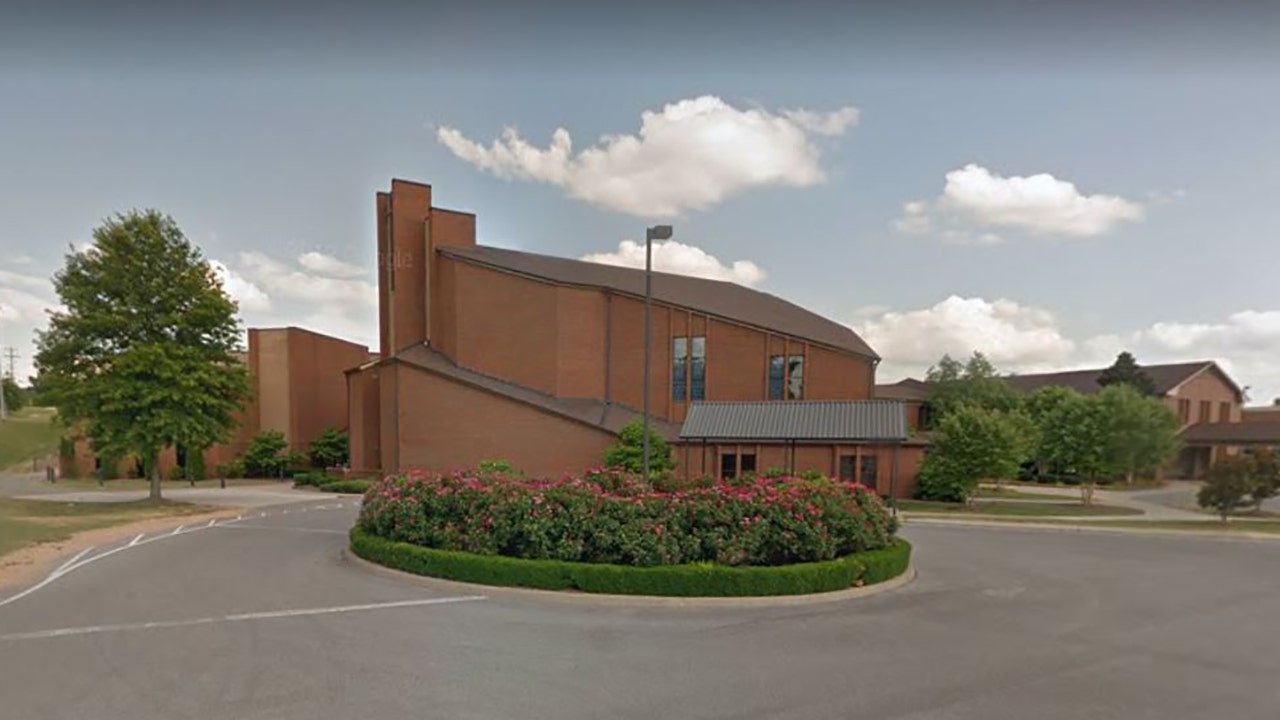 First Baptist Church faces backlash on 'biblical sexuality' pledge for ...