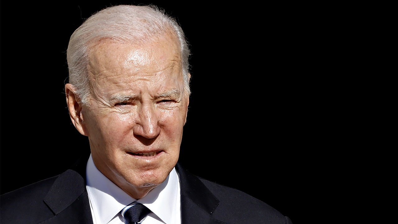 Biden ignores shouted questions on classified documents investigation as he meets with Japanese ...