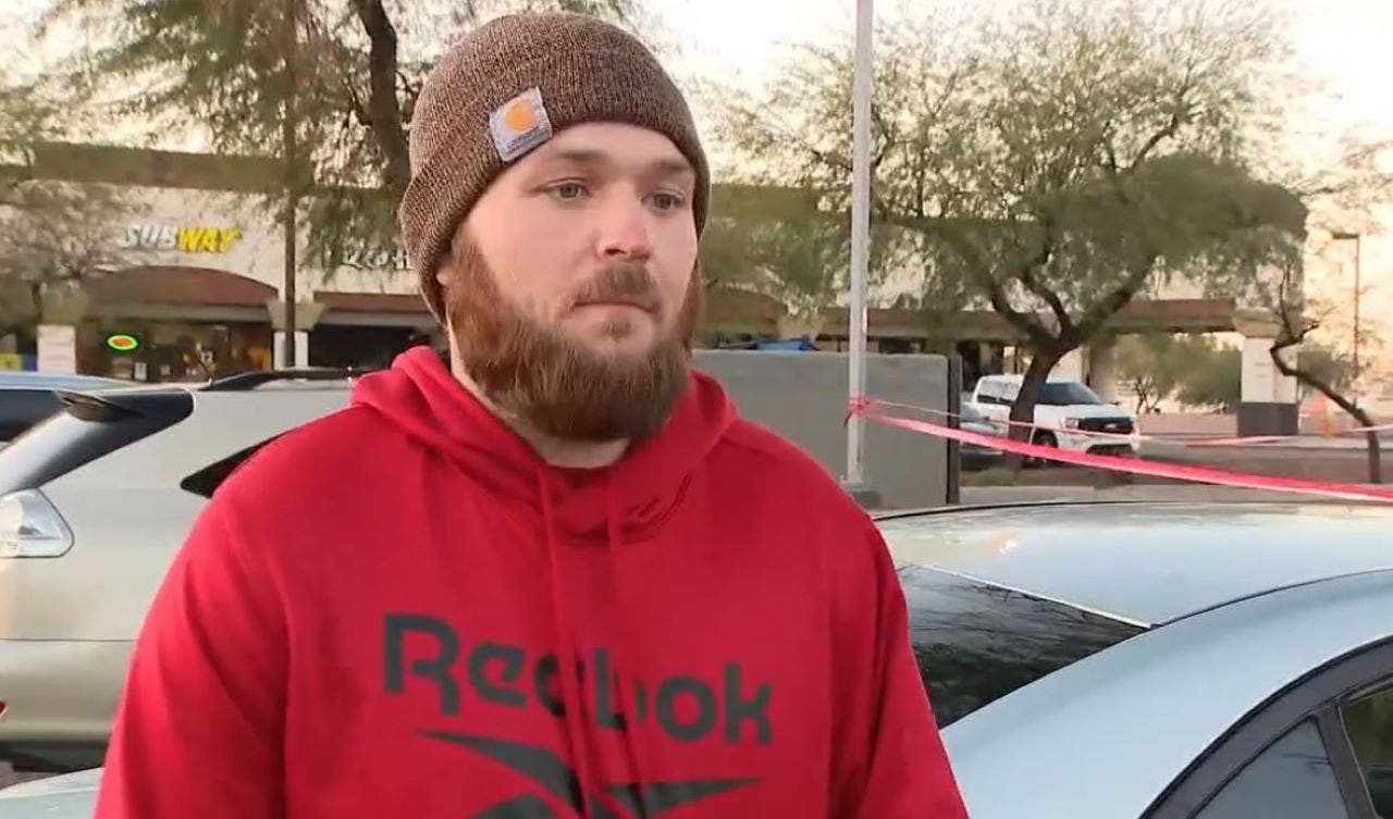 Armed Arizona gas station clerk shoots robber who pointed gun at ... Armed Arizona gas station clerk shoots robber who pointed gun at ...