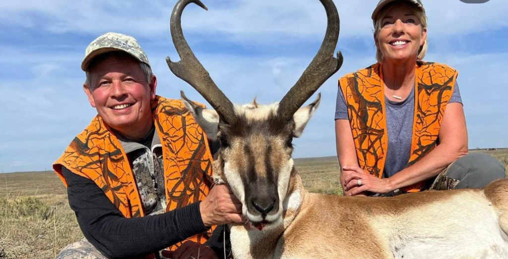 Twitter locks Sen. Steve Daines' account for 'graphic violence' over ...