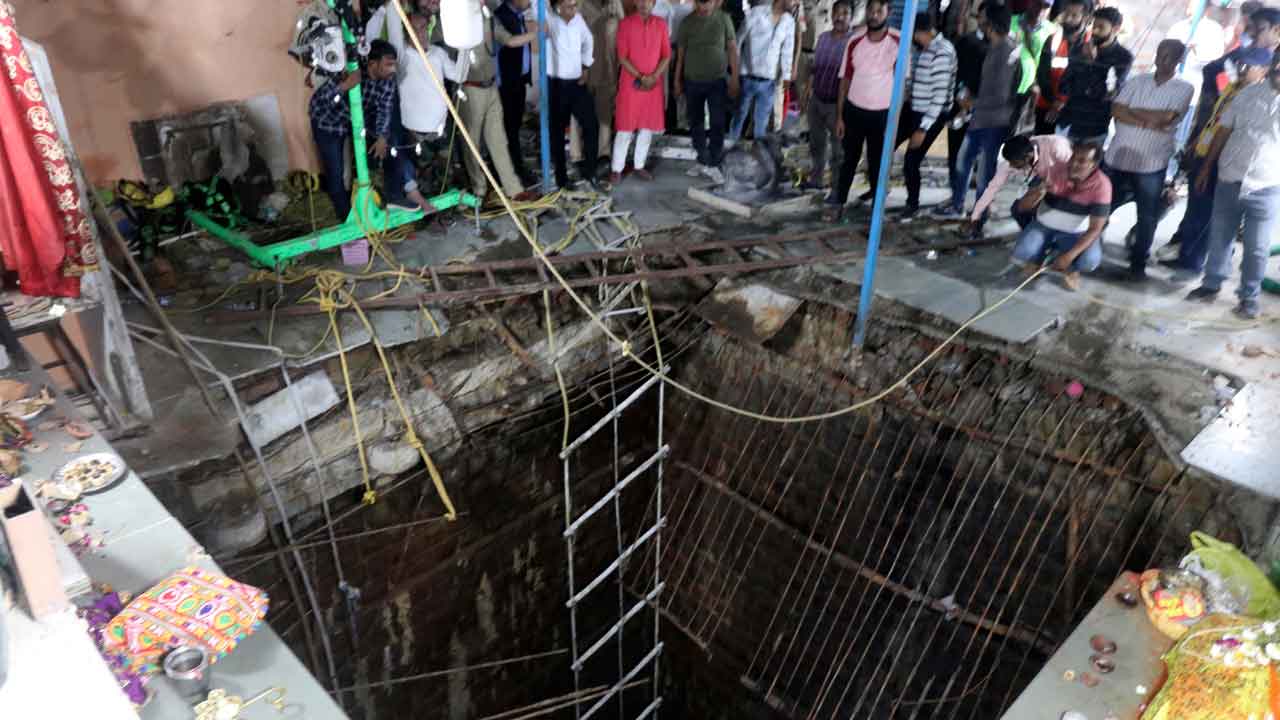 Well collapse at Indian temple kills at least 8 | Fox News Well collapse at Indian temple kills at least 8 | Fox News