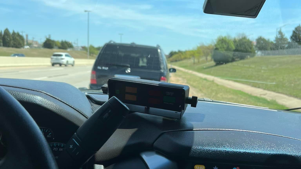 Oklahoma trooper pulls over driver allegedly going 135 mph: 'Late for ...