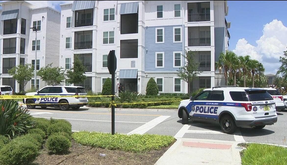 Florida police shoot, kill suicidal knife-wielding woman who charged at ...