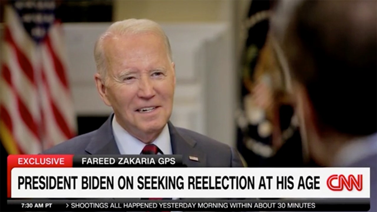 CNN host pours out praise for Biden during interview despite polls ...