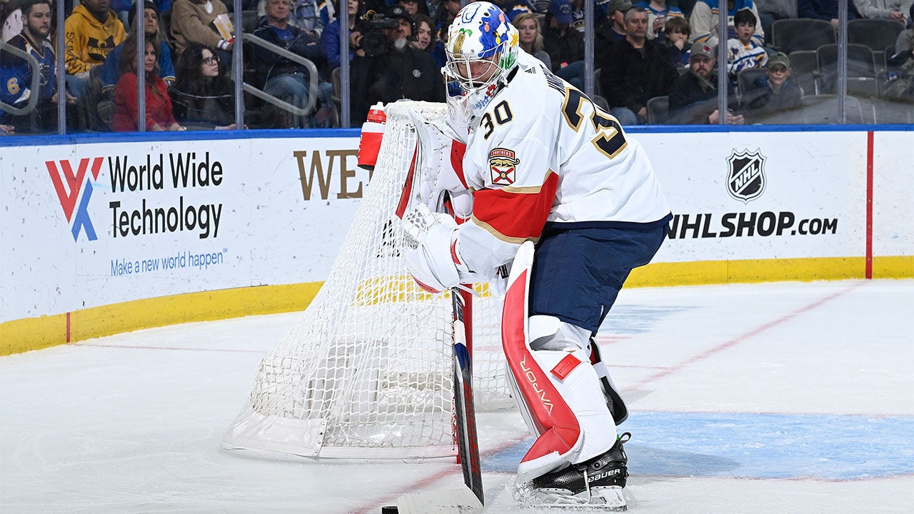 Panthers' Spencer Knight returns to ice for first time since entering ...