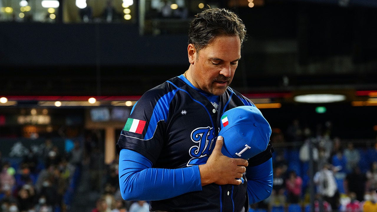 Mets Hall of Famer Mike Piazza reveals what 'new immigrants' can learn ...