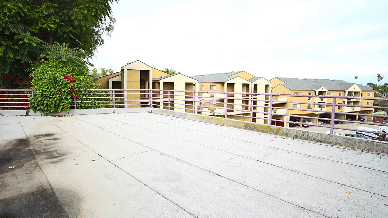 California fixer-upper sells for nearly half a million dollars: 'The ...