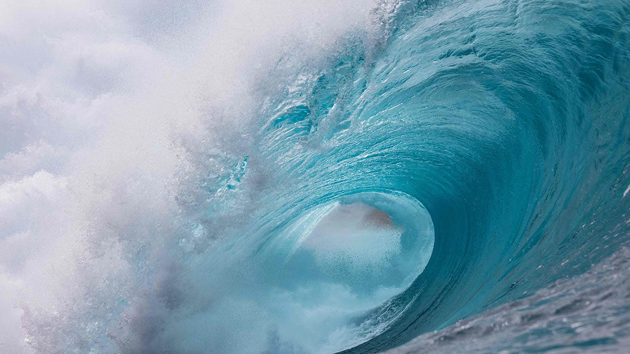 American surfer Mikala Jones, 44, dies in freak accident while surfing ...