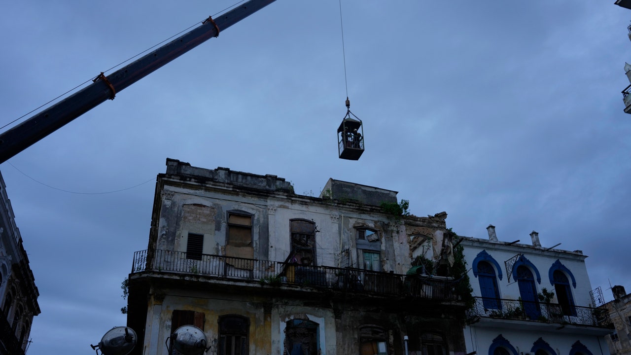 Building collapse in Cuban capital leaves 1 dead, at least 2 hurt | Fox ...