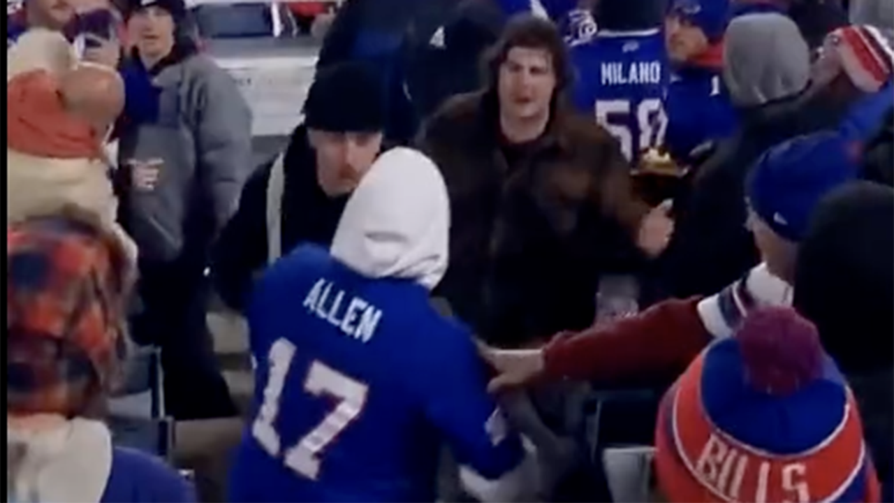 Fan brawl breaks out during Bills-Broncos game after thrown beer in ...