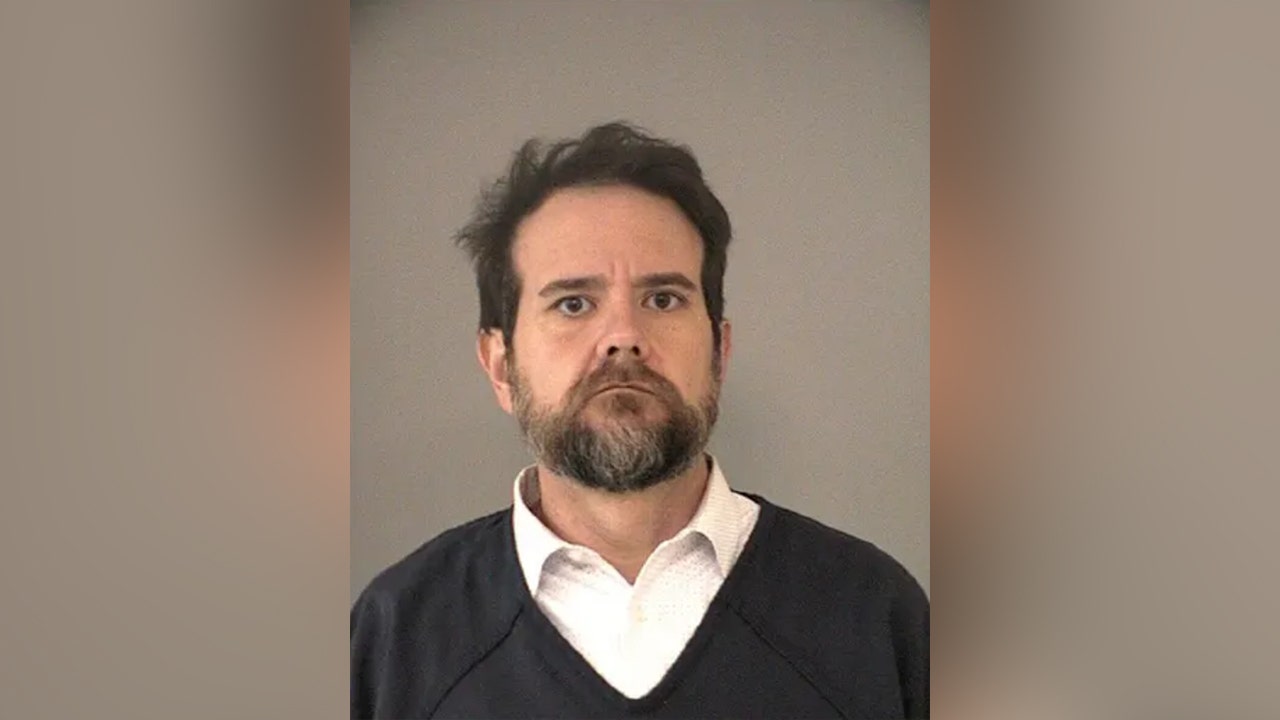 Texas ‘operation Naughty List Nabs H S Principal Soliciting Sex For