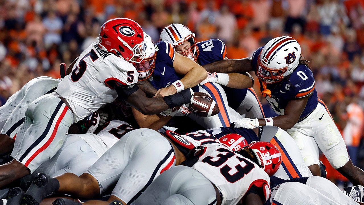 Georgia stymies Auburn after controversial goal-line fumble - Breaking News