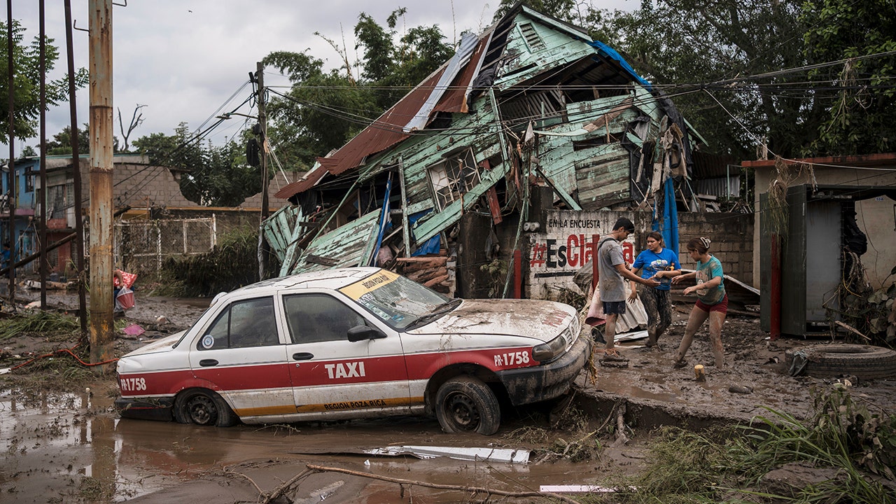 At least 41 people dead in Mexico after heavy rain triggers floods ...
