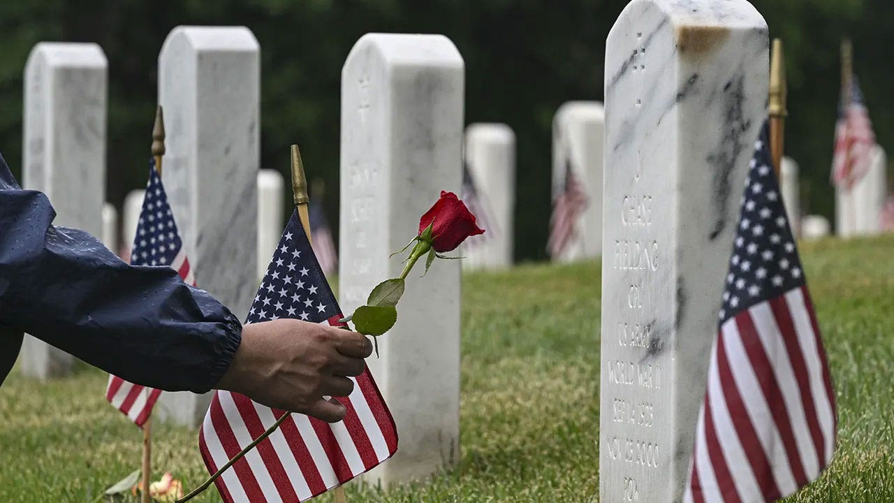 Gold Star families bill seeks to double military death gratuity amount ...
