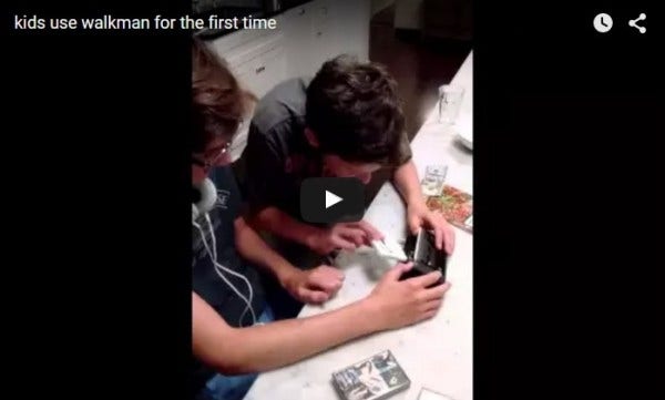 VIRAL VIDEOS: Kids Use Walkman For The First Time | Status Updates ...