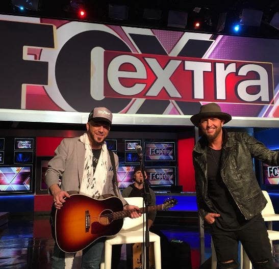 Country Duo LOCASH Continues to “Fight” | A Few Moments With