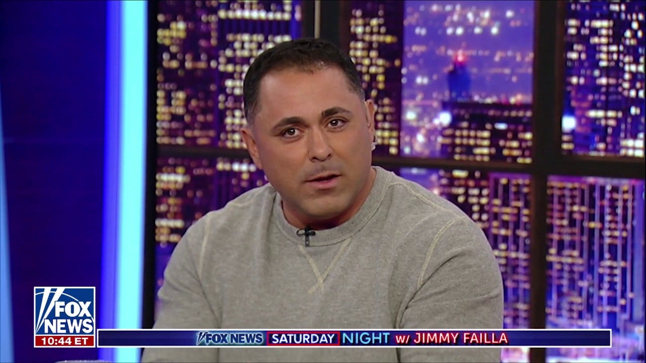 WATCH: Anthony Rodia Stops By ‘Fox News Saturday Night’ To Preview FOX ...